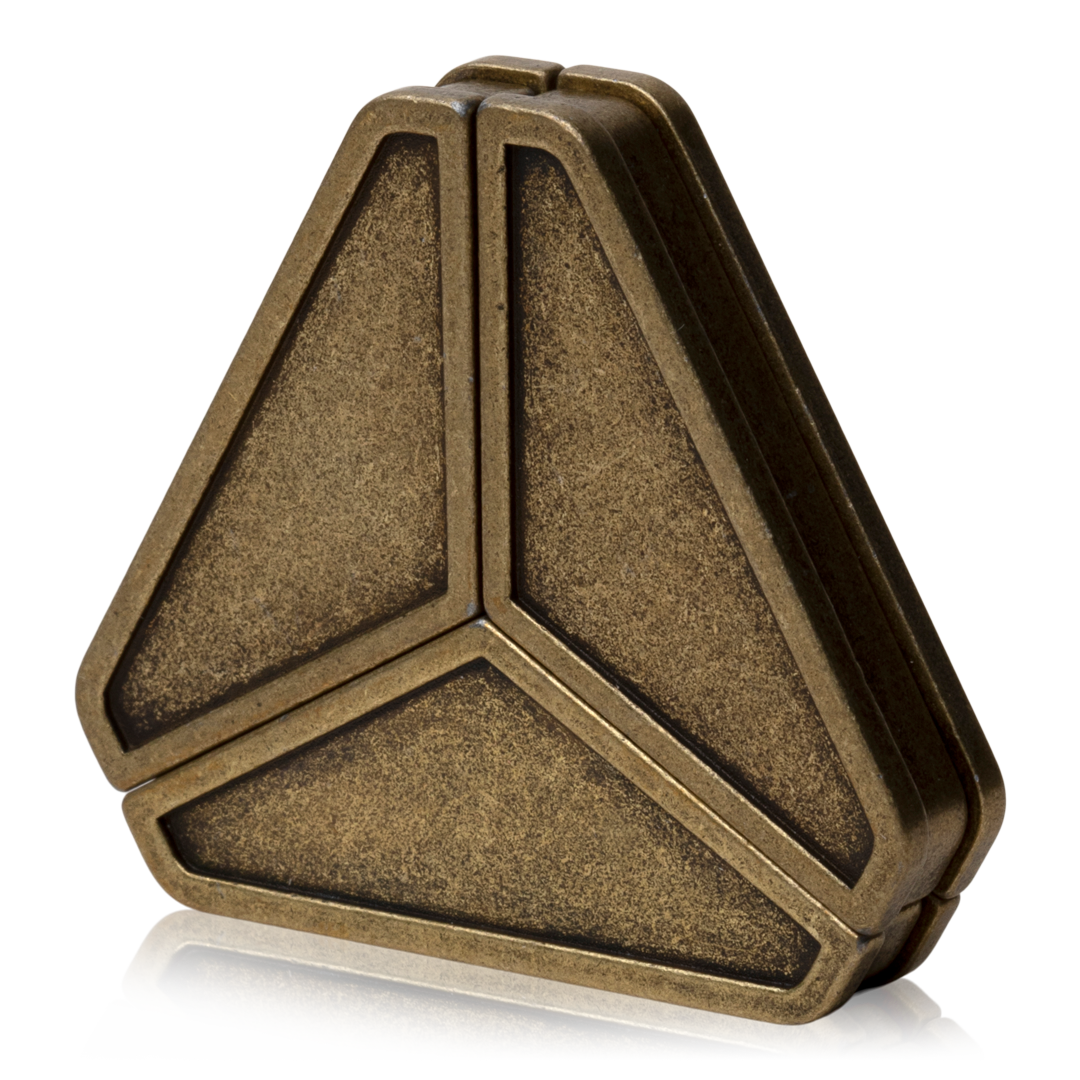 Delta Pocket Puzzle by Hanayama