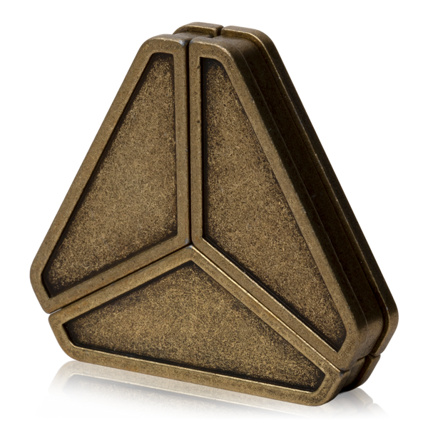 Delta Pocket Puzzle by Hanayama